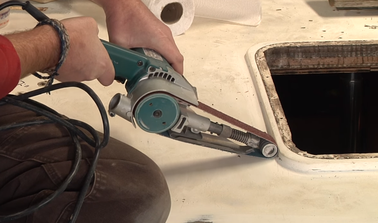 A Better Way To Grind Fiberglass??? | Boatworks Today